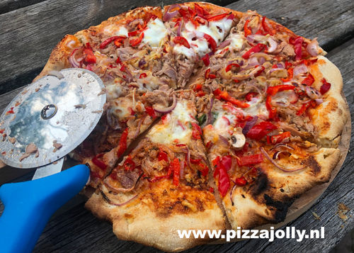 Zo maak je lekkere pizza al tonno - pizza met tonijn | WWW.PIZZAJOLLY.NL